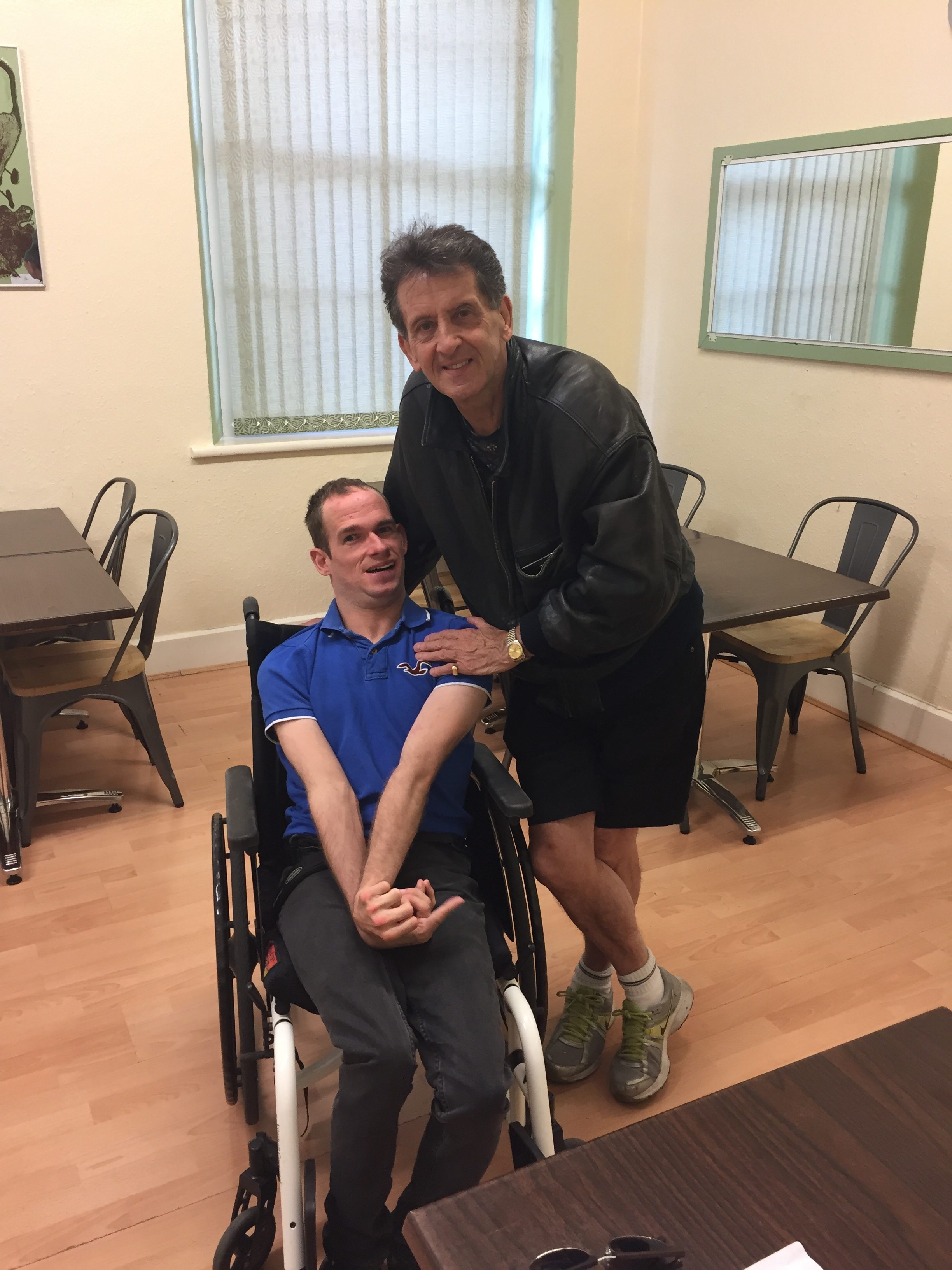 The Searchers' Frank Allen - On The Spot - Beyond The Title